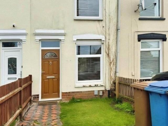 3 bedroom terraced house to rent
