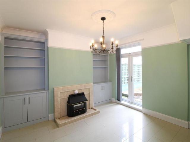 3 bedroom terraced house to rent