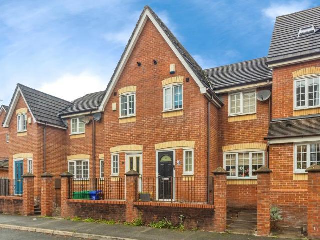 3 bedroom terraced house to rent