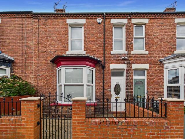 3 bedroom terraced house to rent