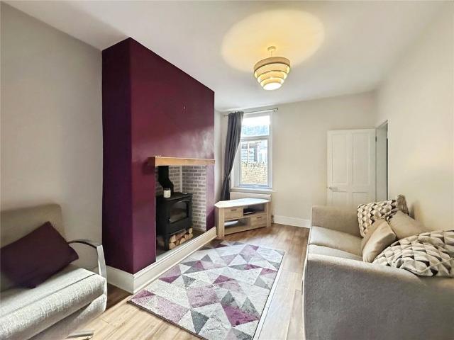 3 bedroom terraced house to rent
