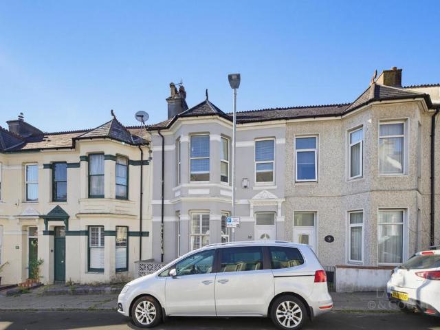 3 bedroom terraced house to rent