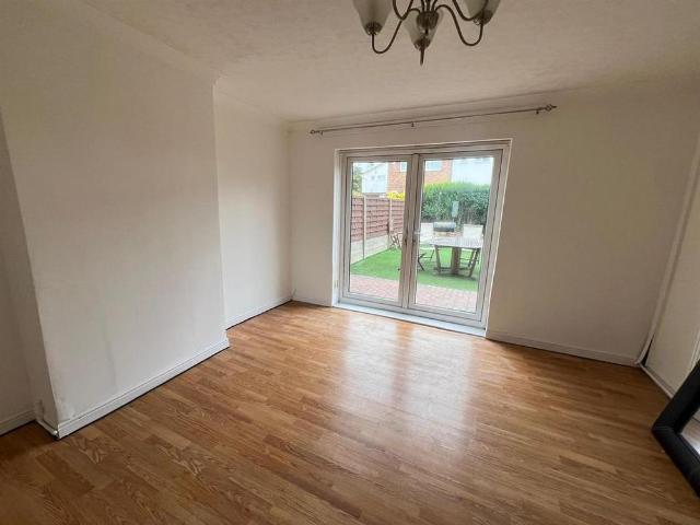 3 bedroom terraced house to rent