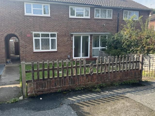 3 bedroom terraced house to rent