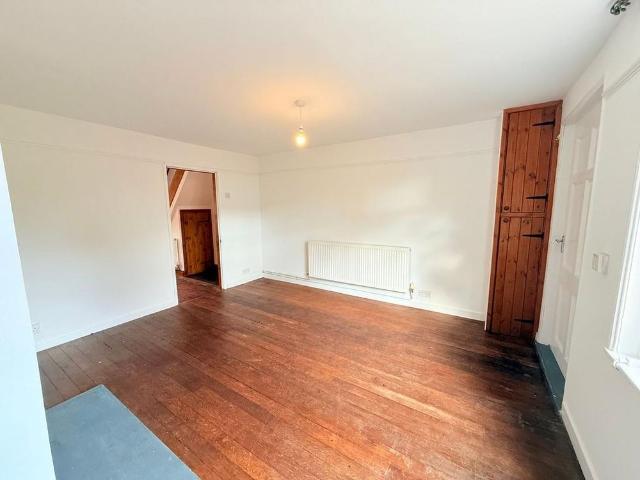 3 bedroom terraced house to rent
