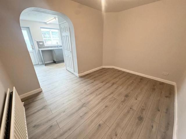 3 bedroom terraced house to rent