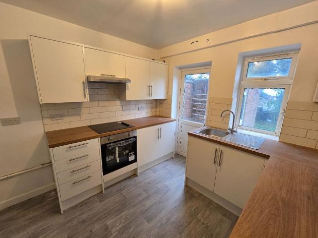 3 bedroom terraced house to rent