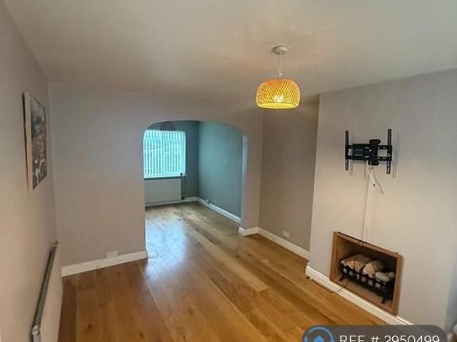 3 bedroom terraced house to rent
