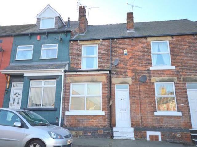 3 bedroom terraced house to rent
