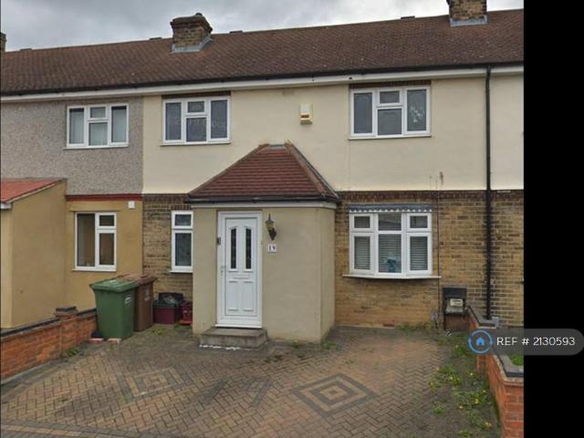 3 bedroom terraced house to rent