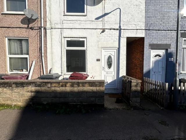 3 bedroom terraced house to rent