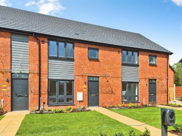 3 bedroom terraced house to rent