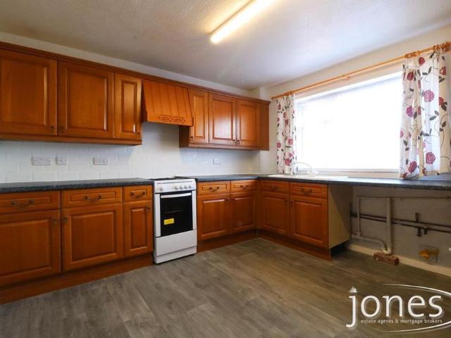 3 bedroom terraced house to rent