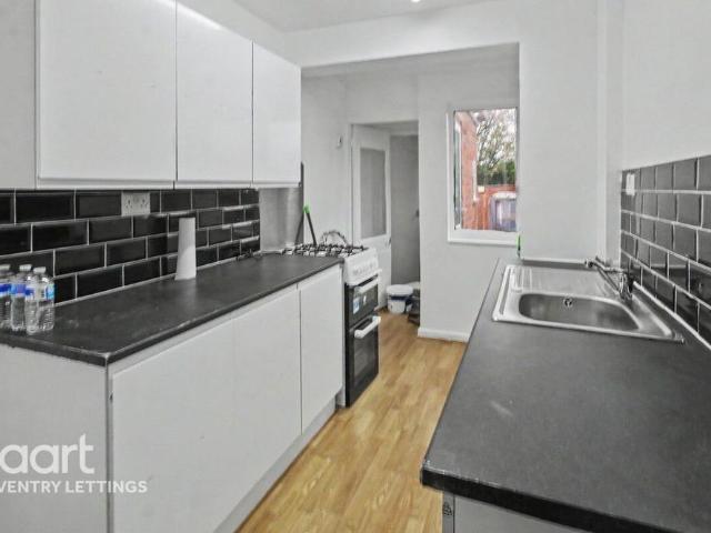 3 bedroom terraced house to rent