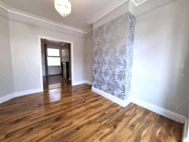 3 bedroom terraced house to rent
