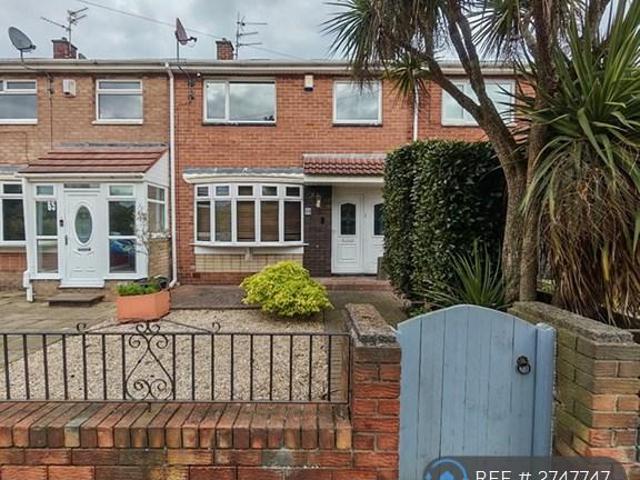 3 bedroom terraced house to rent