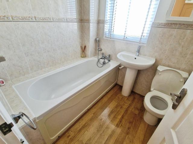 3 bedroom terraced house to rent