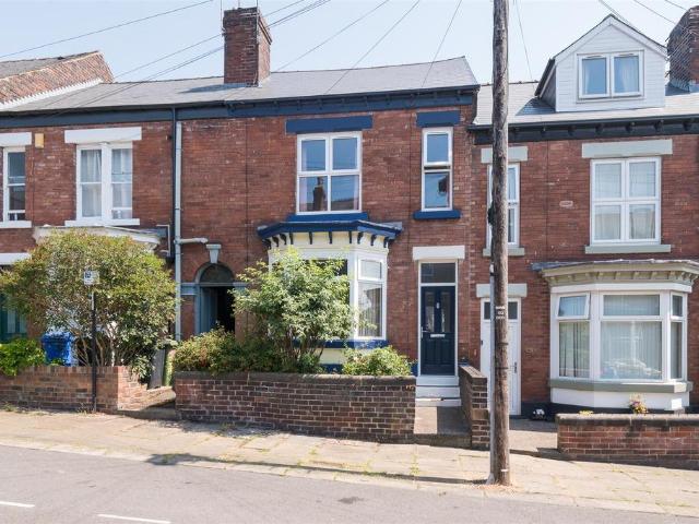 3 bedroom terraced house to rent