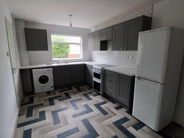 3 bedroom terraced house to rent