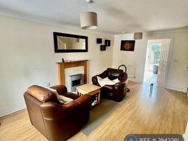 3 bedroom terraced house to rent