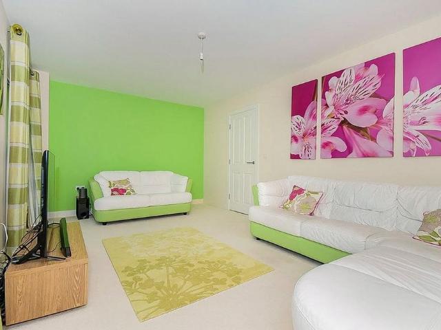 3 bedroom terraced house to rent