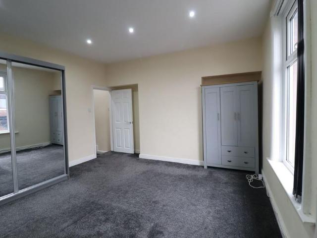 3 bedroom terraced house to rent