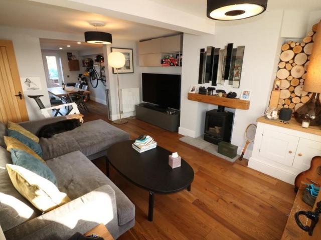 3 bedroom terraced house to rent