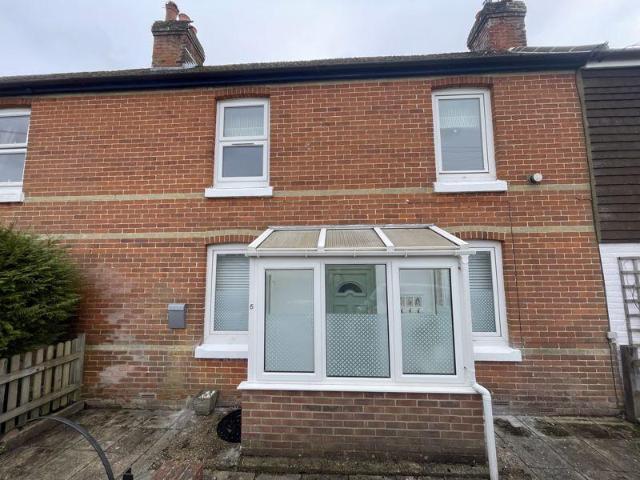 3 bedroom terraced house to rent