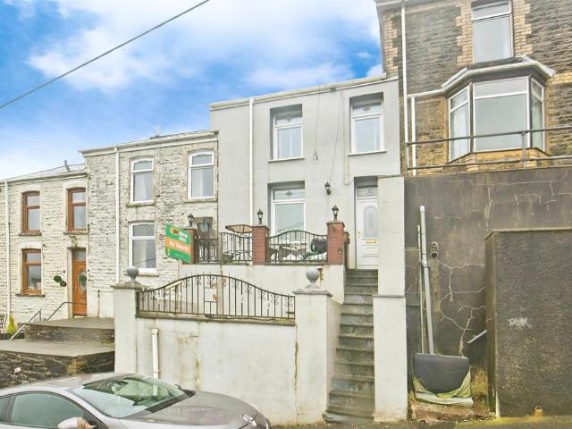 3 bedroom terraced house to rent