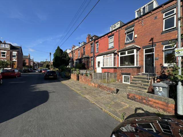 3 bedroom terraced house to rent