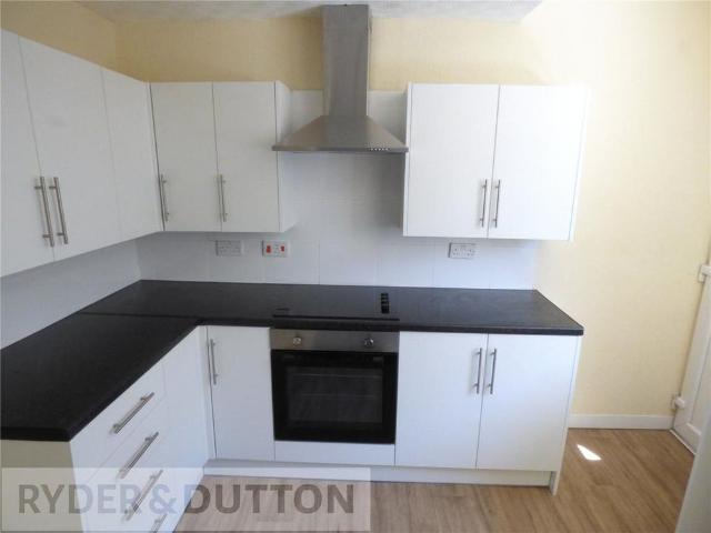 3 bedroom terraced house to rent