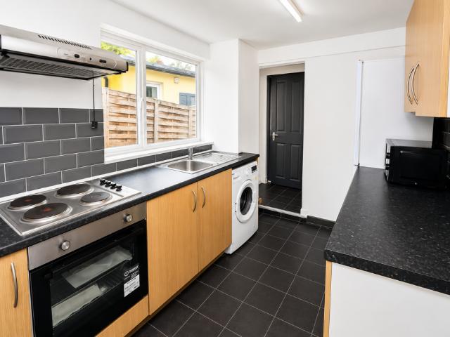 3 bedroom terraced house to rent