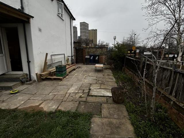 3 bedroom terraced house to rent