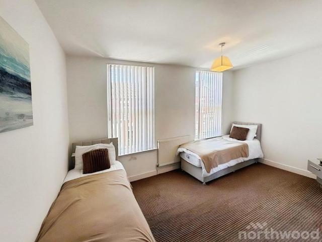 3 bedroom terraced house to rent