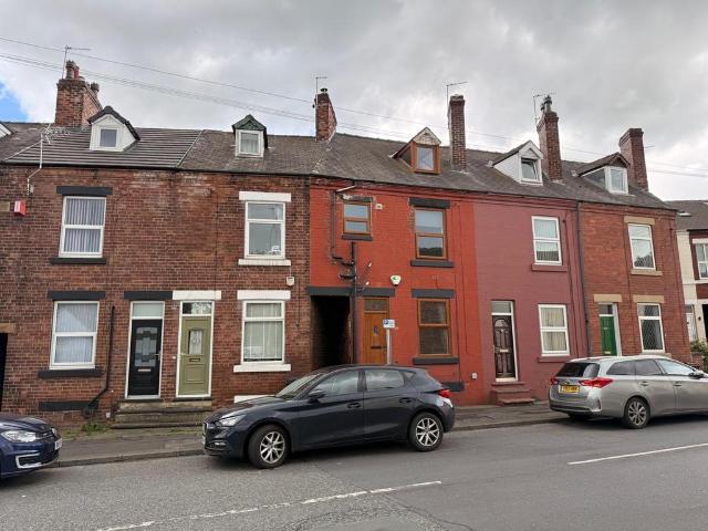 3 bedroom terraced house to rent