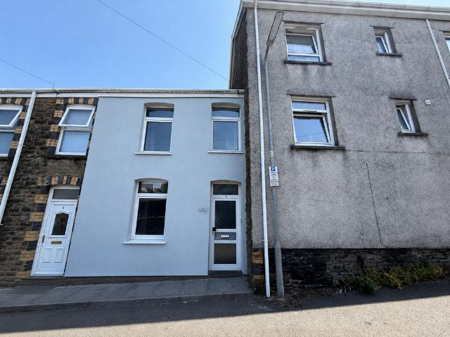 3 bedroom terraced house to rent