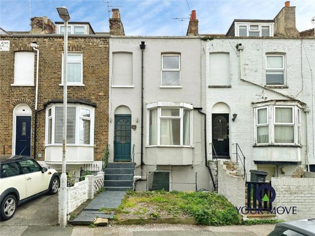 4 bedroom terraced house to rent