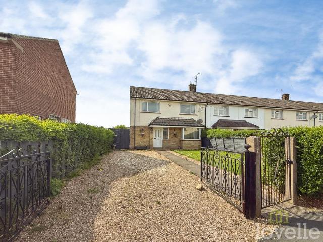 3 bedroom terraced house to rent