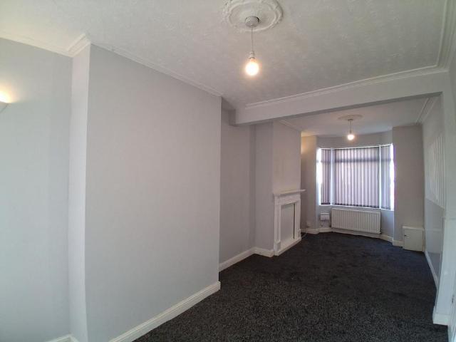 3 bedroom terraced house to rent