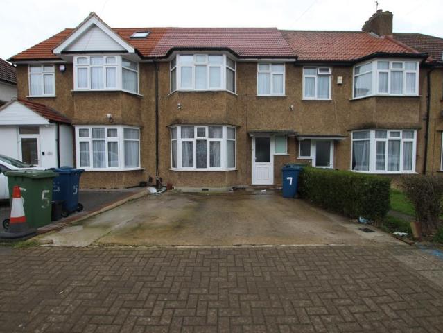 3 bedroom terraced house to rent