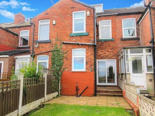 3 bedroom terraced house to rent