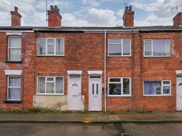 3 bedroom terraced house to rent