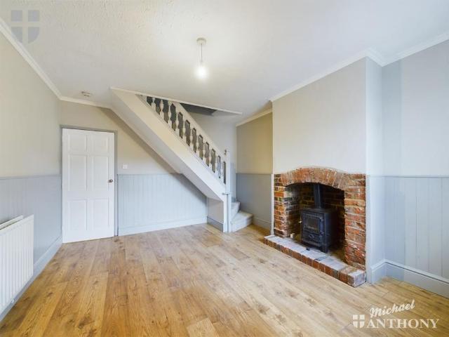 3 bedroom terraced house to rent