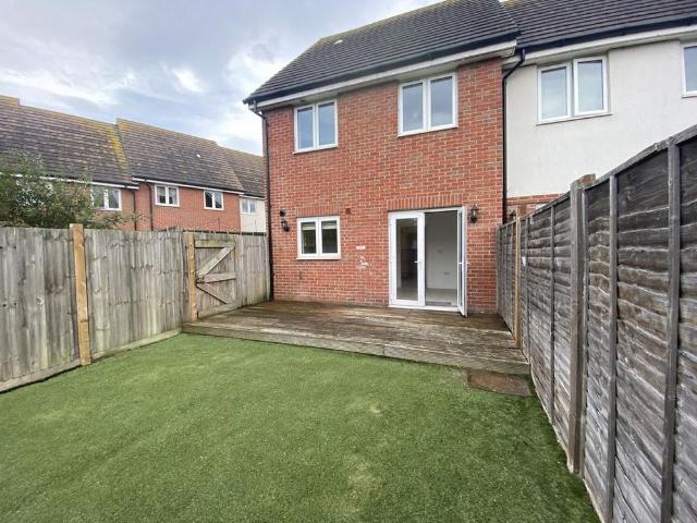 3 bedroom terraced house to rent