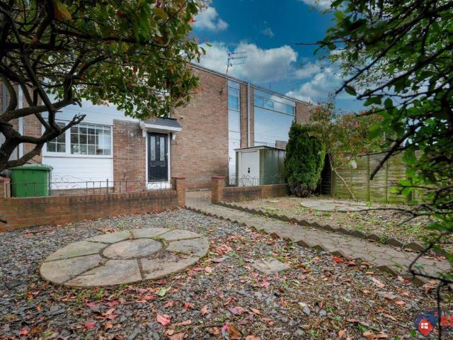 3 bedroom terraced house to rent