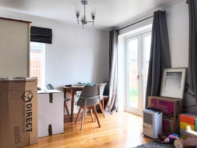 3 bedroom terraced house to rent