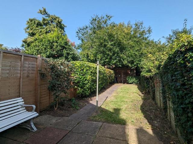 3 bedroom terraced house to rent