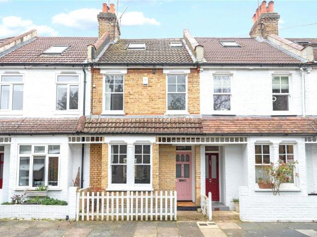 3 bedroom terraced house to rent