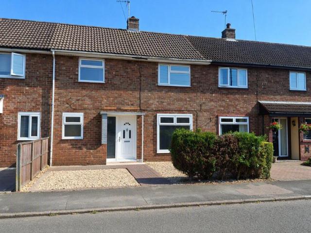 3 bedroom terraced house to rent