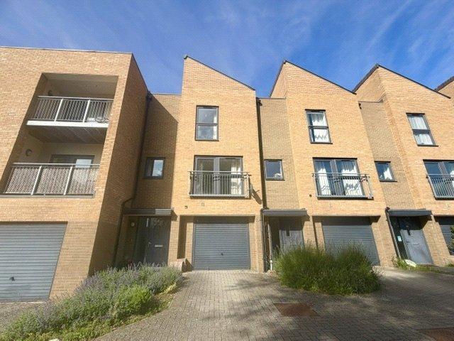 3 bedroom terraced house to rent